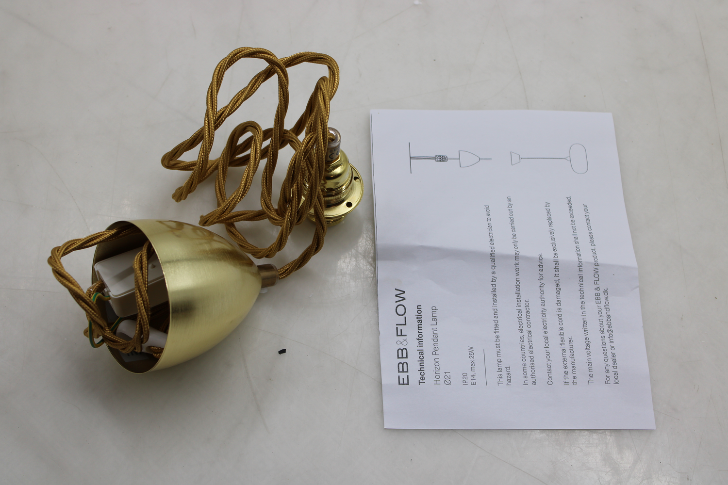 EBB & FLOW Horizon Hängelampe Gold Rauch 21cm - €165,02 | second circle